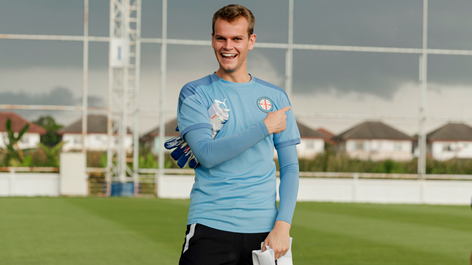 Matthew Sutton signs contract extension